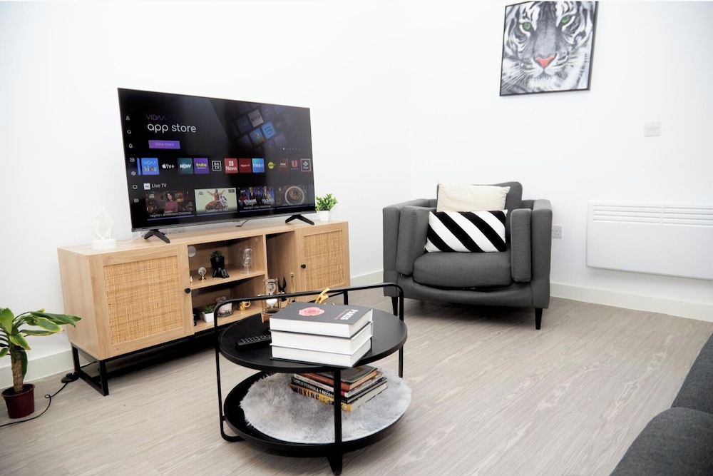 Apartment-sleeps4-streetparking-balcony-duplex - Manchester