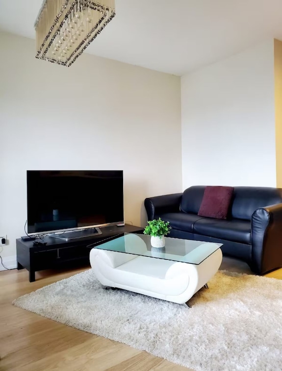 Condo In The Heart Of North York - Ontario