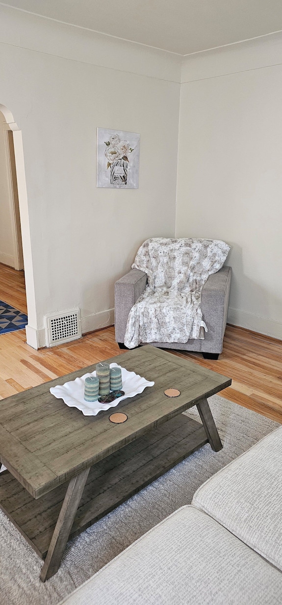 A Grand Stay Is A Charming Three Bedroom Home In A Very Rich Historical District - Détroit, MI