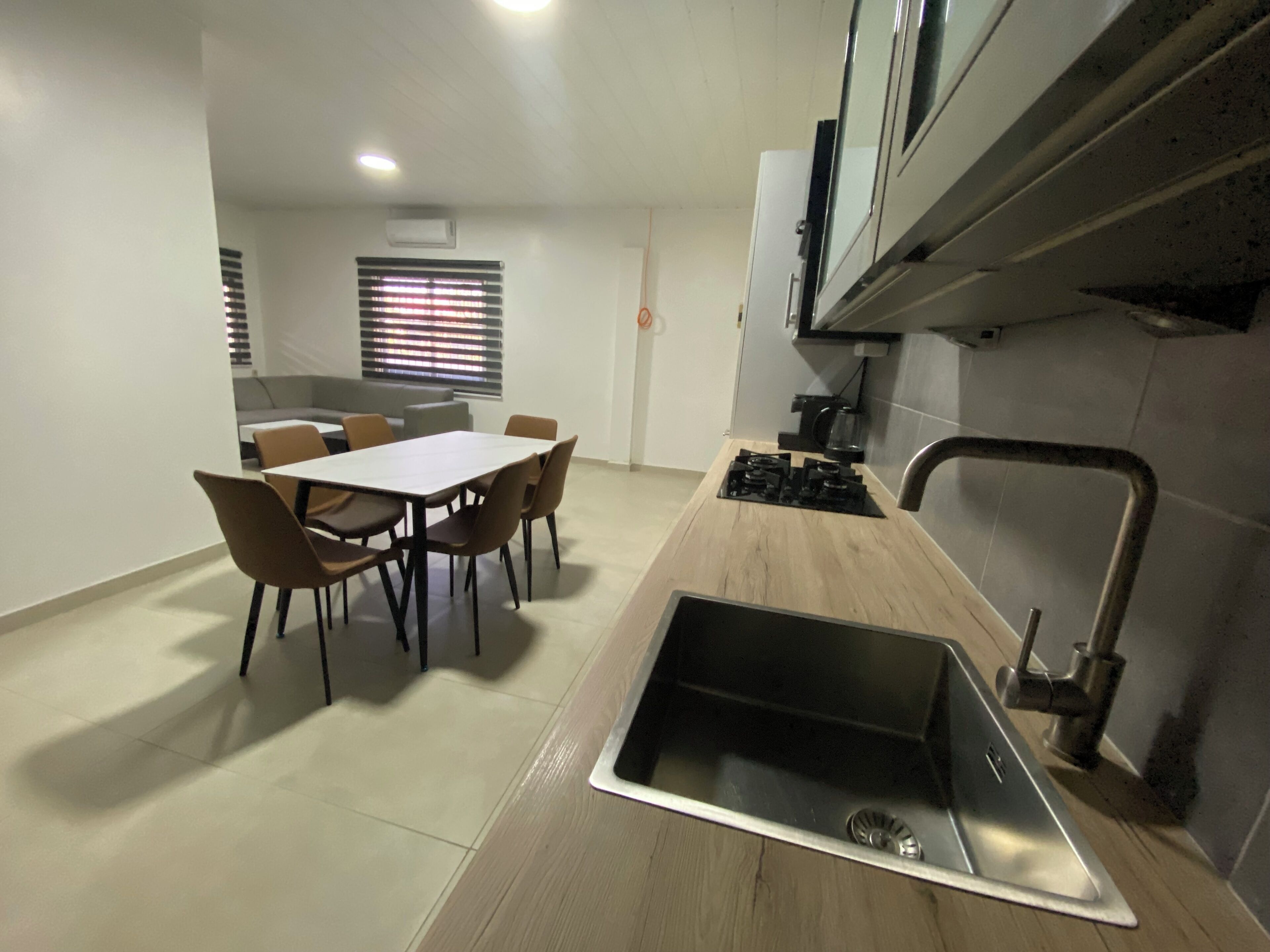 Apartamento Superior | Cozinha privada | Uma chaleira elétrica 