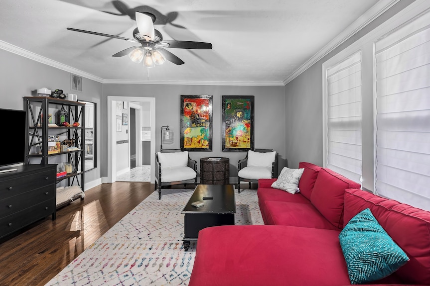 Eclectic 3-bedroom Home In Exciting Midcity Filled With Local Art! - Bâton-Rouge, LA