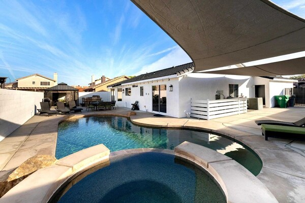 Pacifica Sur By Avantstay Pool, Hot Tub, Gazebo - Joshua Tree National Park
