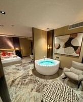 Suíte presidencial, 1 quarto, cozinha americana, vista para a cidade | Roupas de cama premium