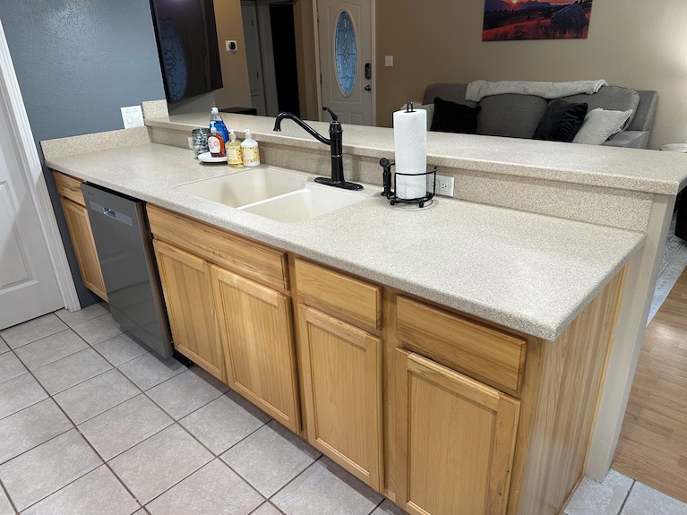 Custer Cottage / Fenced Yard - Billings, MT