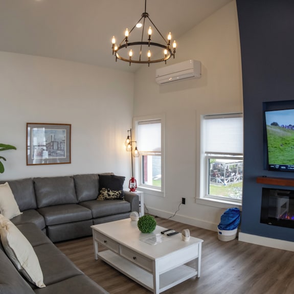 Captain Dan's Sunset Suite - St. Andrews