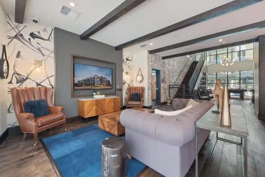 Vibrant Unit In Griffith - Silver Lake, CA