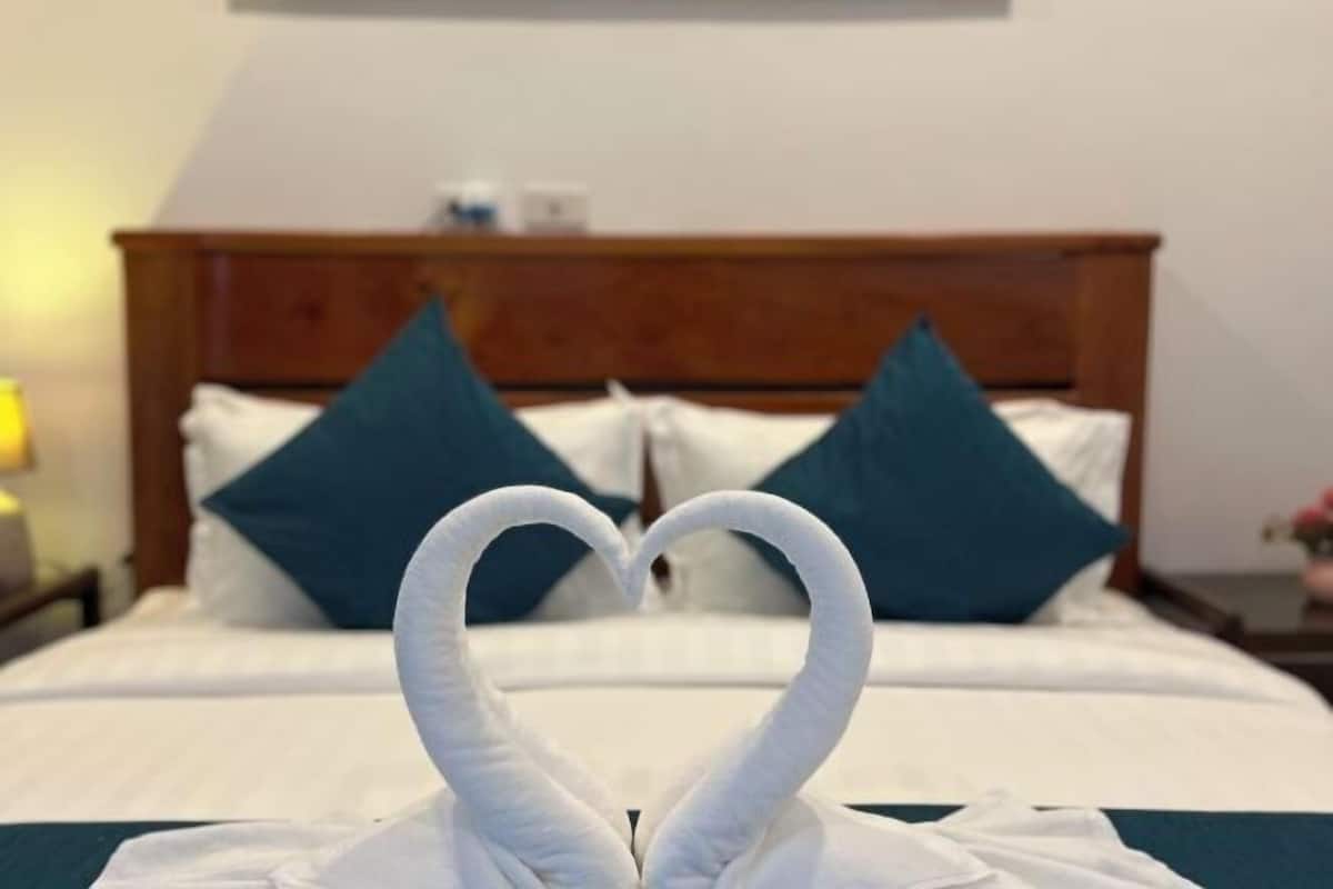 1 quarto, escrivaninha, espaço de trabalho para notebook