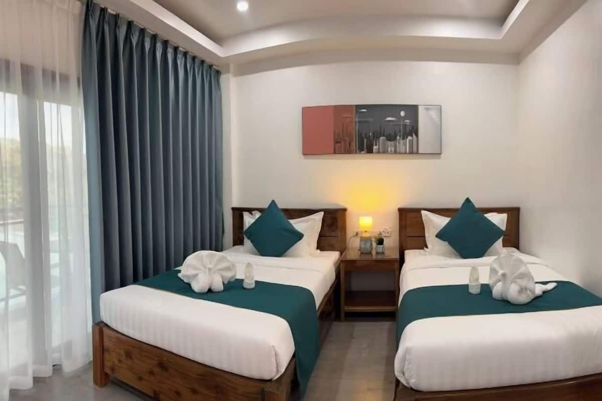 1 quarto, escrivaninha, espaço de trabalho para notebook