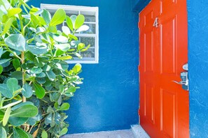 Apartamento | 2 quartos, secretária