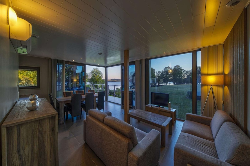 Rustige Villa Voor 8 Gasten - Cerfontaine