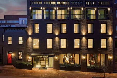 Exterior. Canal House of Georgetown, a Tribute Portfolio Hotel