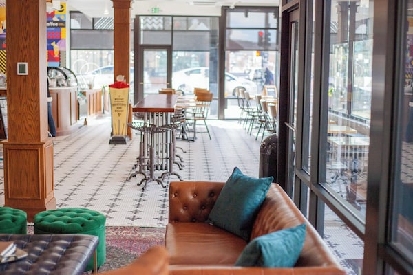 11th Avenue Hostel - Colorado