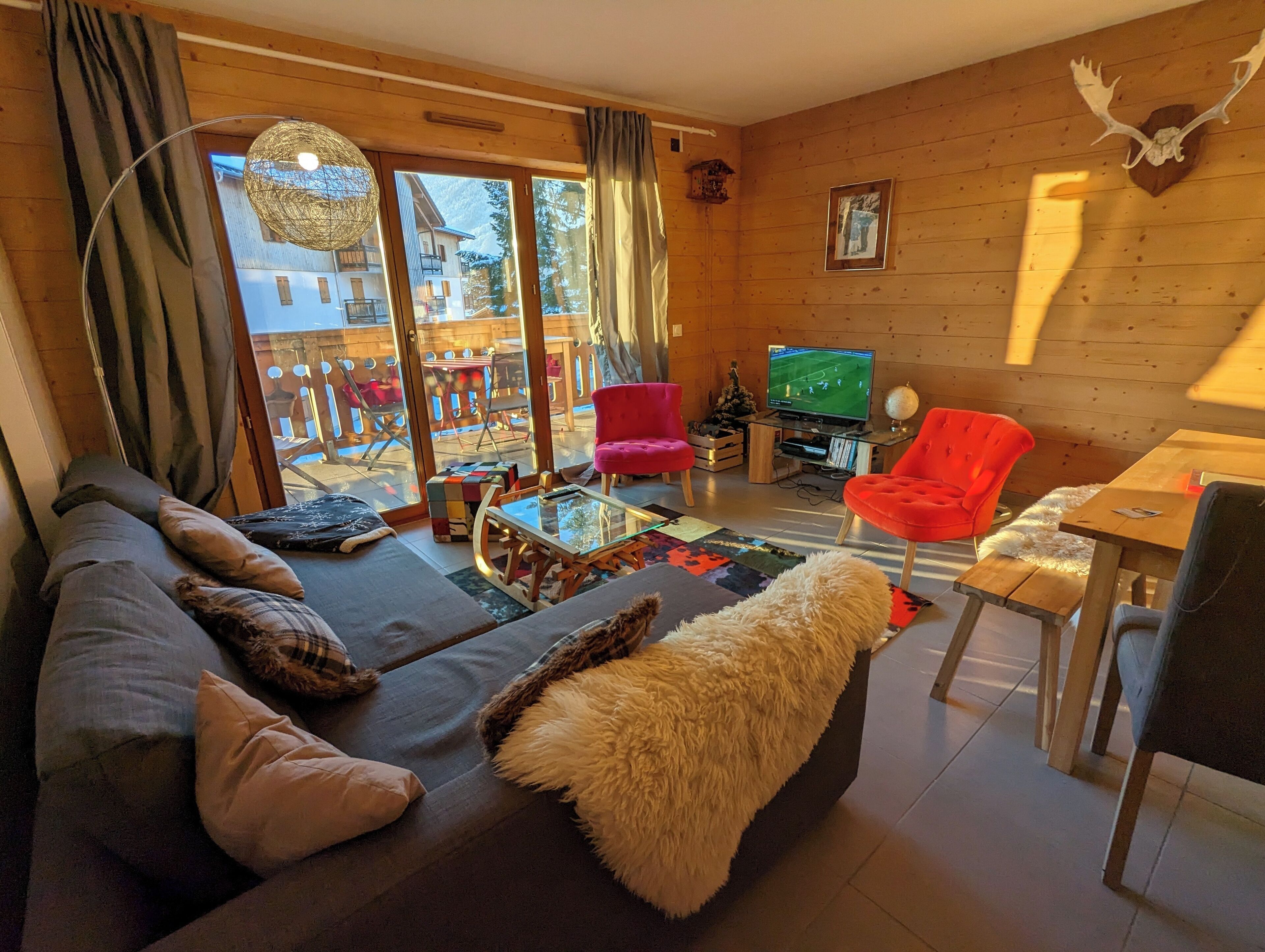 Appartement De Standing De 100 M²  Idéal Pour Vos Séjours à La Montagne - La Clusaz