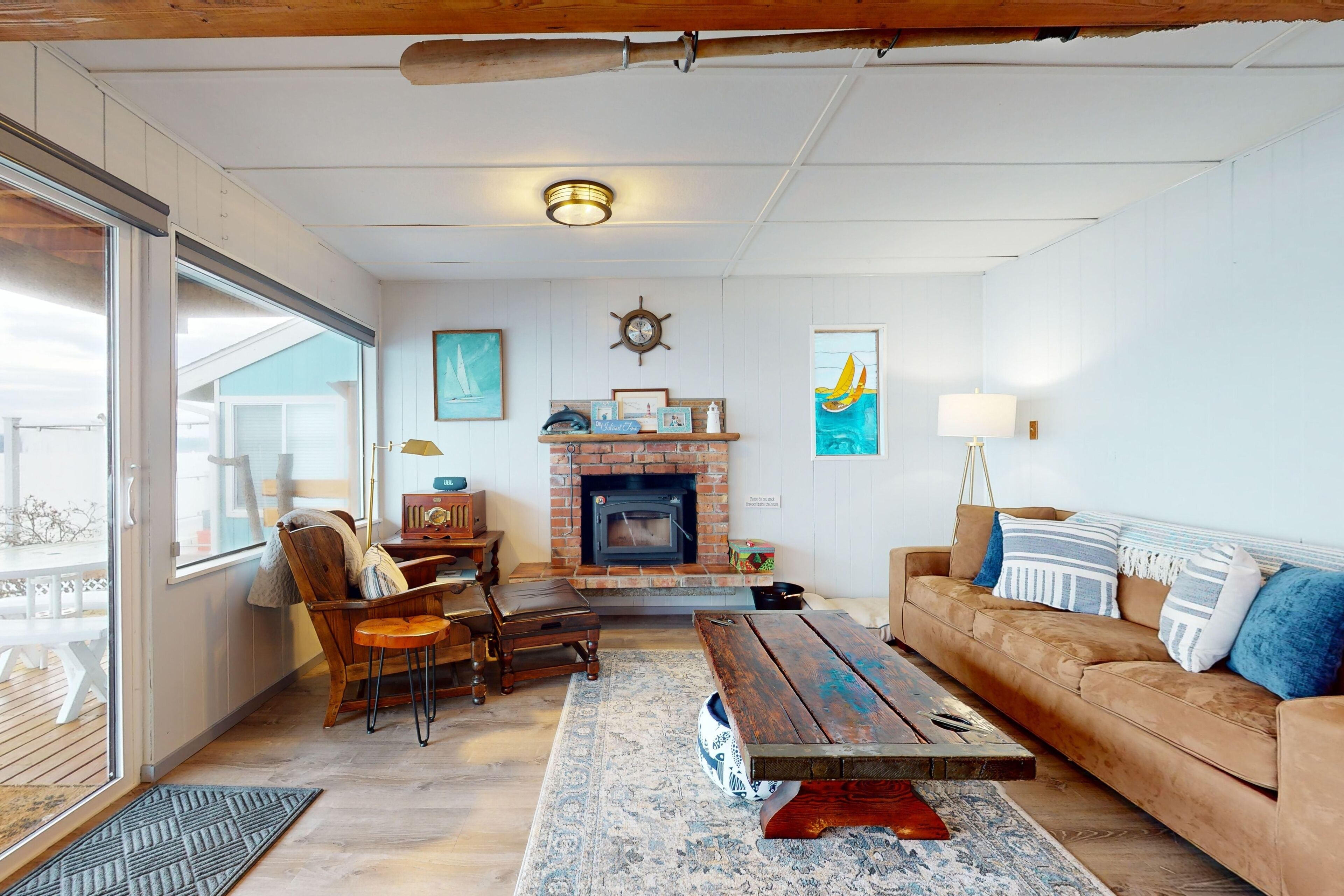 Waterfront Home With Views, Deck And Open Concept Living - Langley, WA