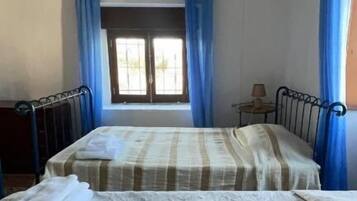 3 quartos, roupa de cama fornecida