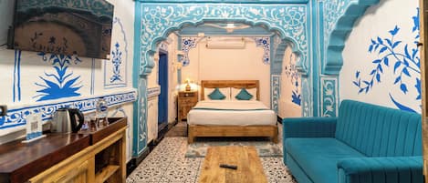 Quarto Duplo Superior | Roupa de alta qualidade, edredões de penas, Wi-fi grátis