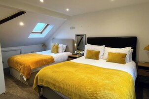 Casa superior, 3 quartos | 3 quartos, quartos à prova de som