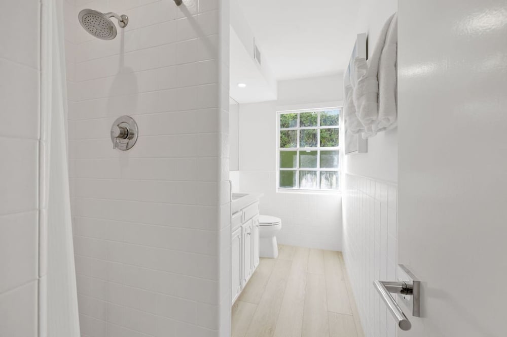 Luxury Beach House With A View - Naples, FL