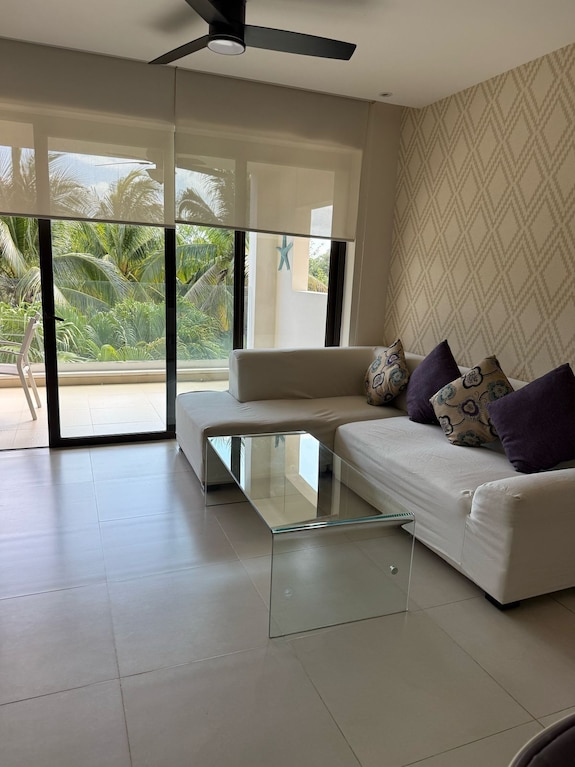 Apartment In Playa Del Carmen With Private Beach (Pet Friendly) - Playa del Carmen