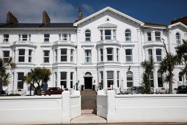 Exmouth Beach Hotel - Exmouth, UK