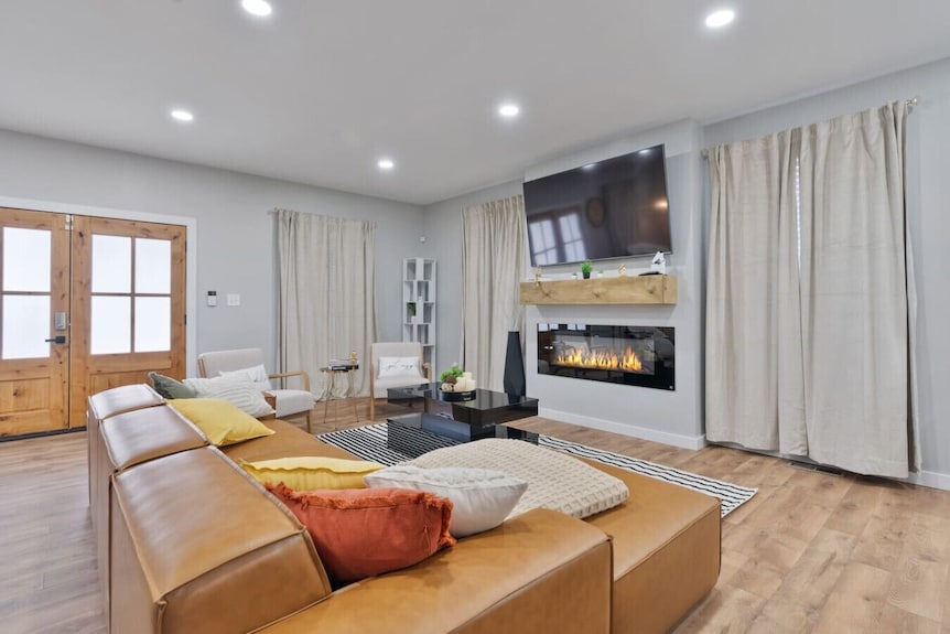 Modern 3-br Retreat Downtwn Indy - インディアナポリス, IN