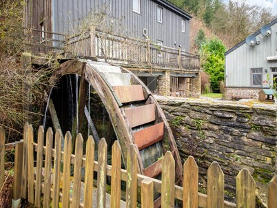 Charming Cottage by Semois