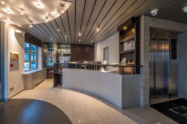 Falko Hotel - Asse