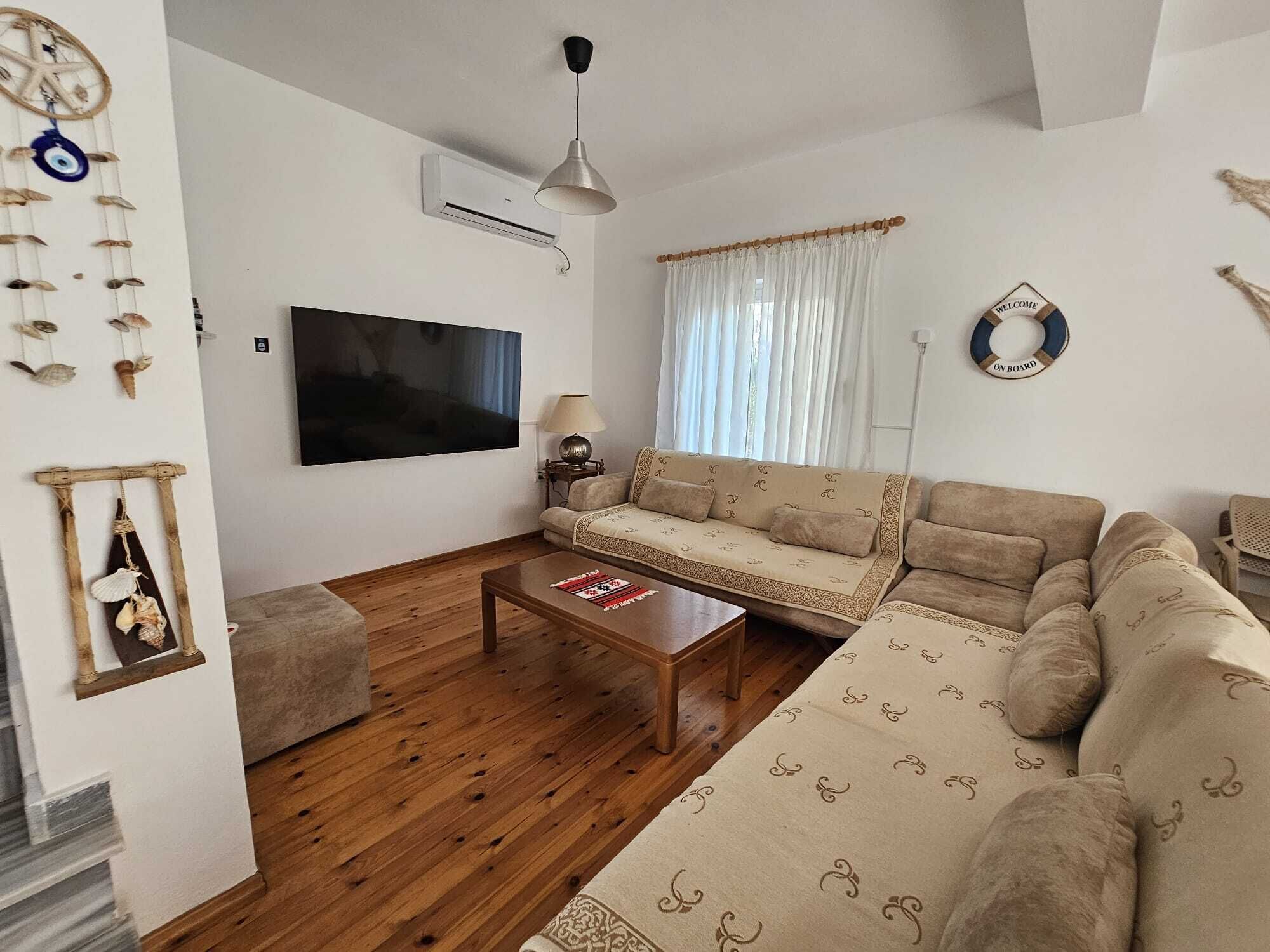 Beachfront ``Blue Wave Spa Villa`` In A Private Villa Resort - Golem