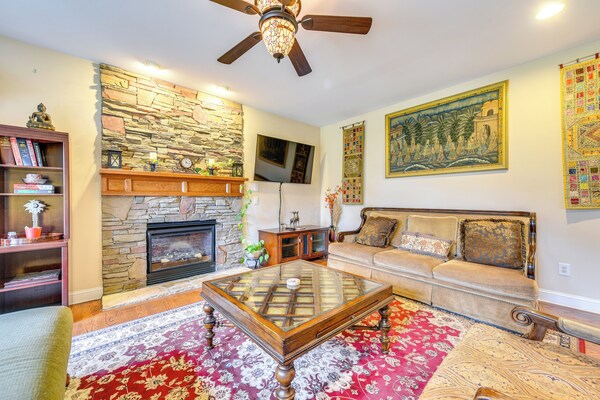 3 Mi To Carowinds: Retreat W/ On-site Fishing - Charlotte, NC