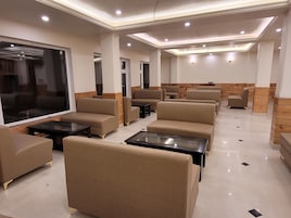 Café da manhã, almoço e jantar