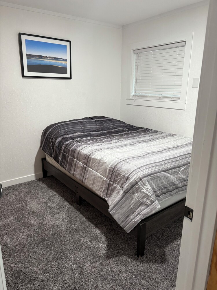 New 3-bedroom house on the Sage Hills Golf course in Warden - Grant ...