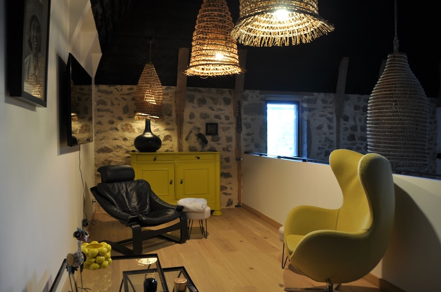 Loue Maison De Montagne Dans Un Domaine Privé - 6 Couchages - Besse en Chandesse