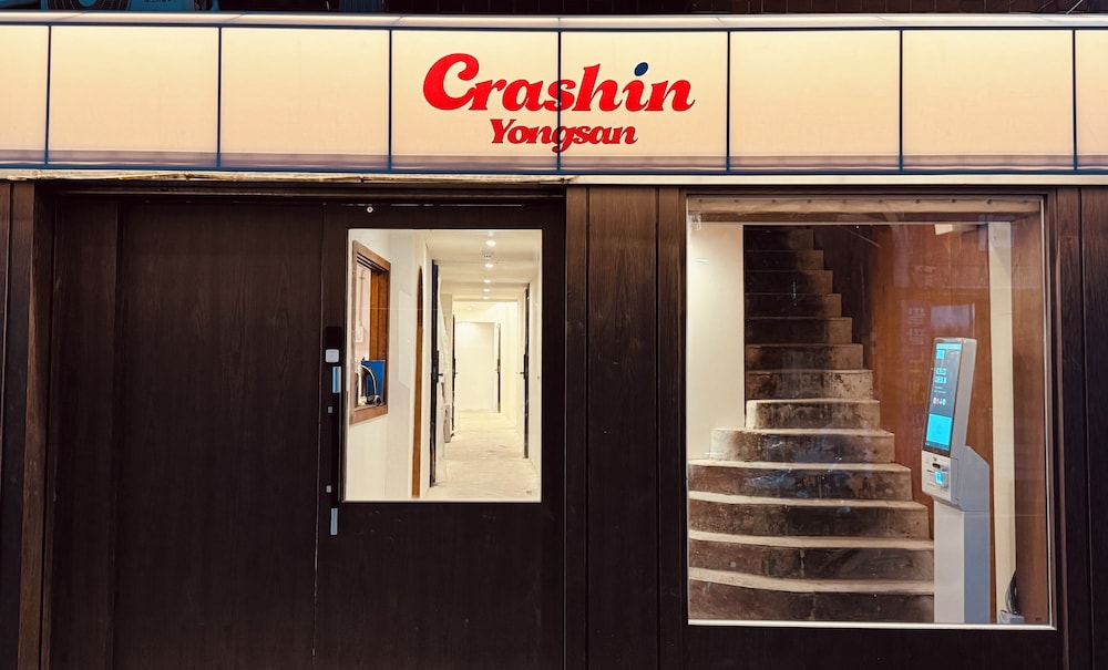 Crashin Yongsan Guesthouse - Seoul
