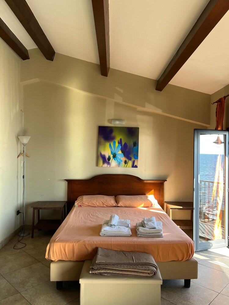B&B Capomulini - Capo Mulini | Vrbo
