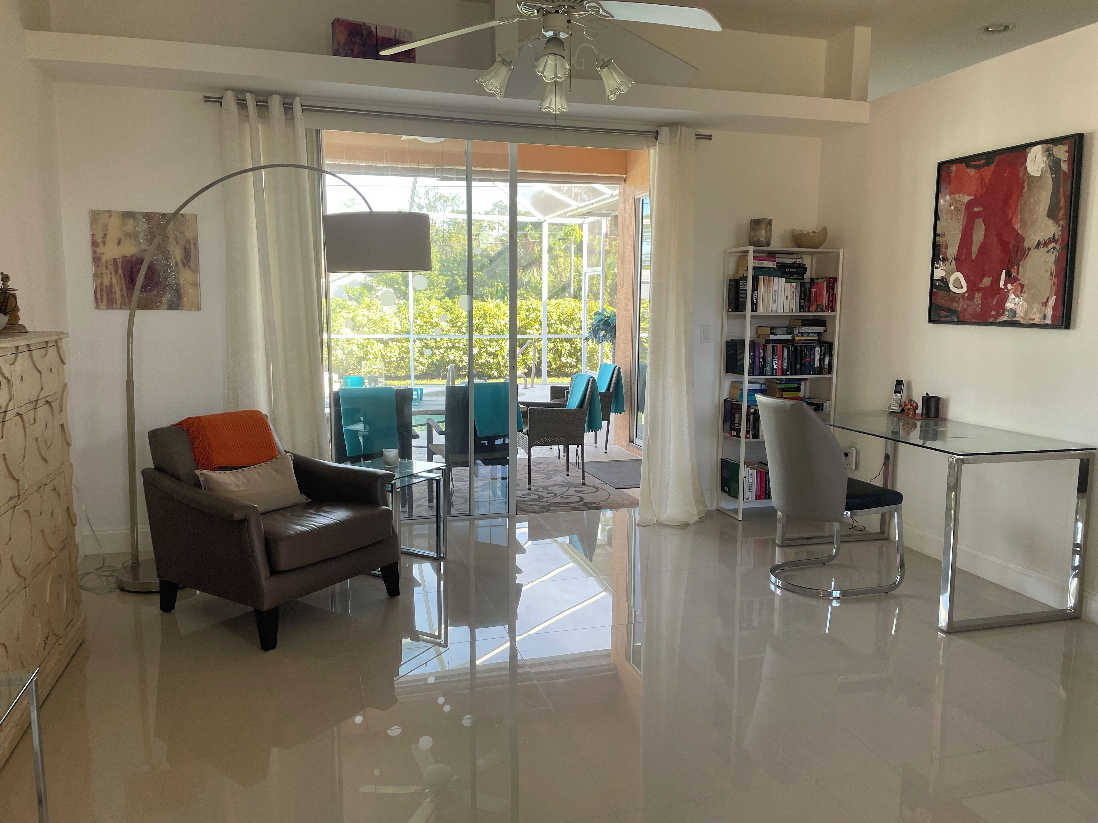 The Arthouse - Modern, Stylishly Furnished Vacation Home With Pool! - Lehigh Acres, FL