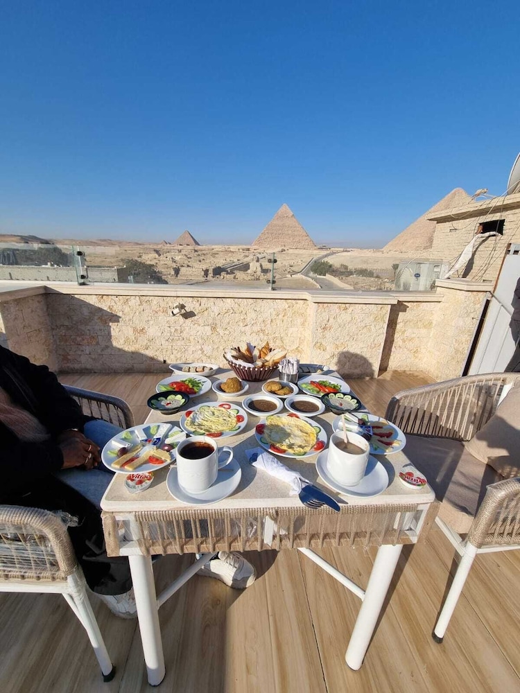 Rehana Pyramids View - Égypte