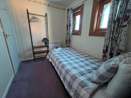 2 quartos, Wi-fi grátis, roupa de cama fornecida
