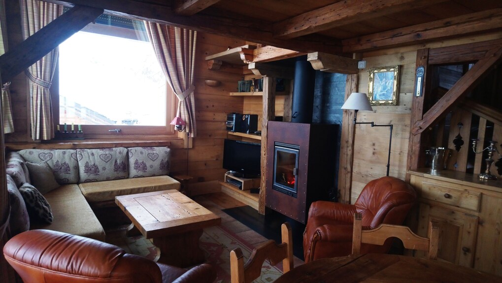 Detached Chalet In Quiet, Sunny Location - Megève
