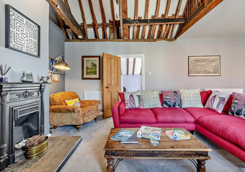 Holt Norfolk Apartment Near Coast | Dog-friendly, Parking - Blakeney