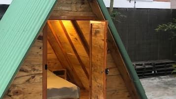 Quarto Twin Básico, 1 cama de casal, não fumadores | Wi-fi grátis, roupa de cama fornecida