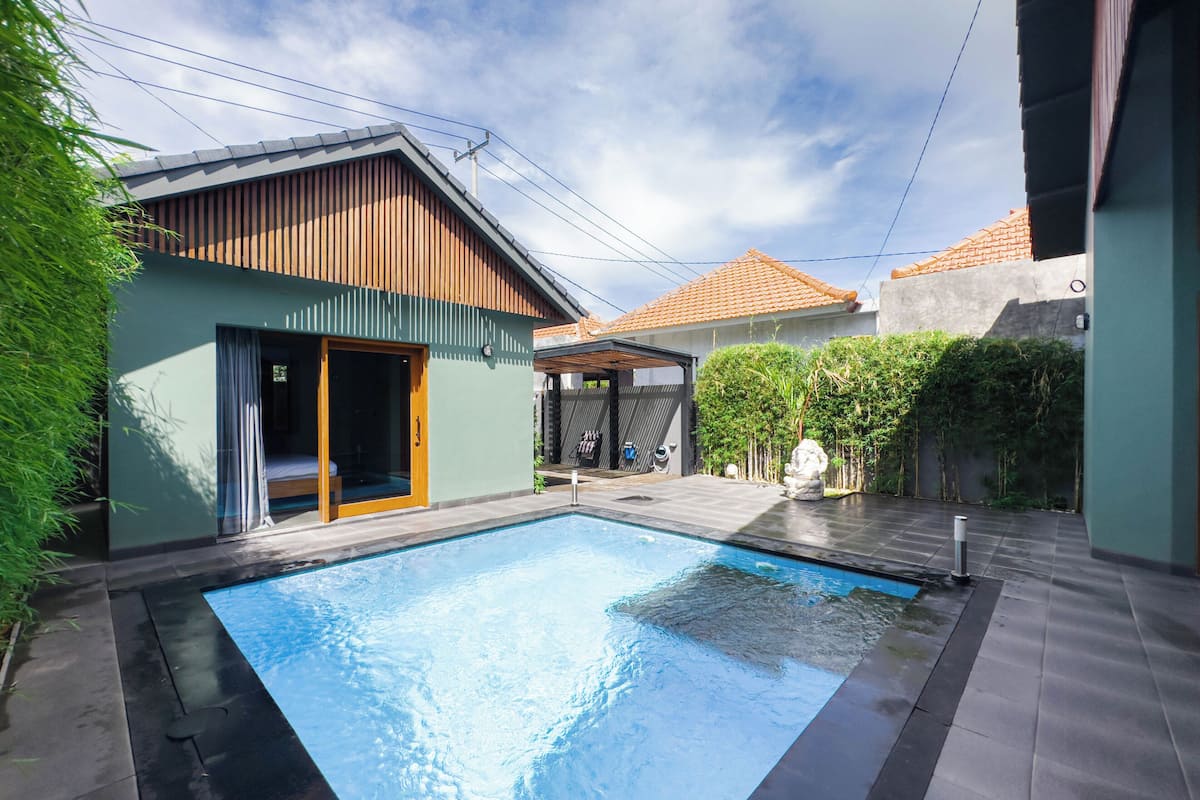 Villa, 2 quartos, piscina privativa | 2 quartos, secretária, Wi-fi grátis, roupa de cama fornecida