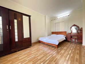 Apartamento, 3 quartos, cozinha, Vista para a cidade | 3 quartos, Wi-fi grátis 