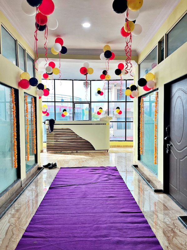 Hotel Datia Comfort Inn - Datia