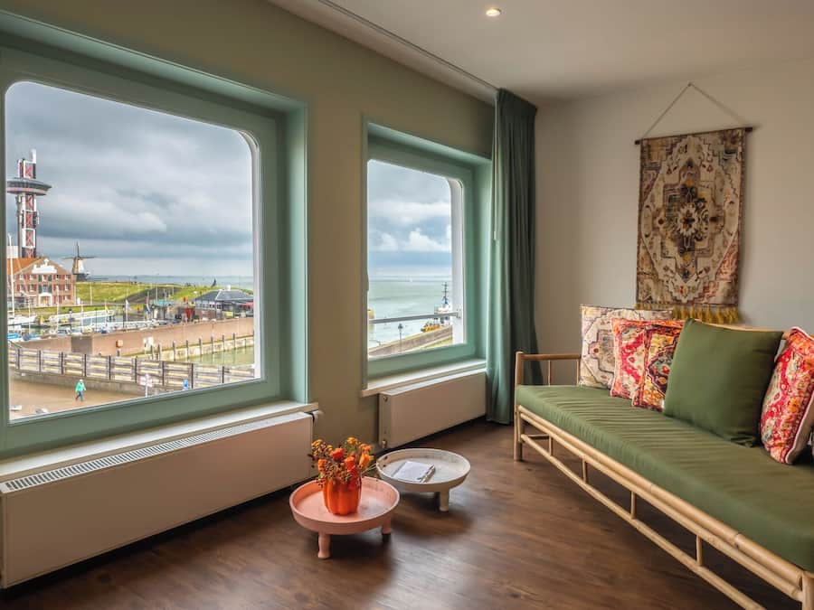 Apartamento conforto, varanda, vista para o porto | Área de estar