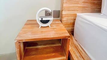 Quarto luxo | Escrivaninha, quartos à prova de som, Wi-Fi de cortesia, roupa de cama