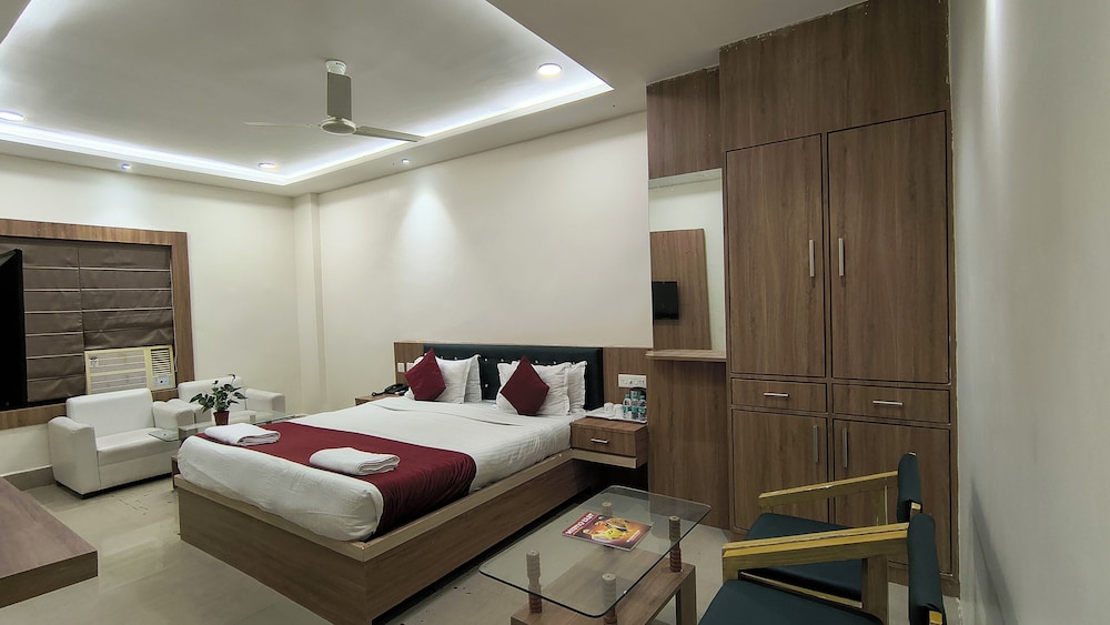 Hotel Opulence Kalinga - Bhubaneshwar