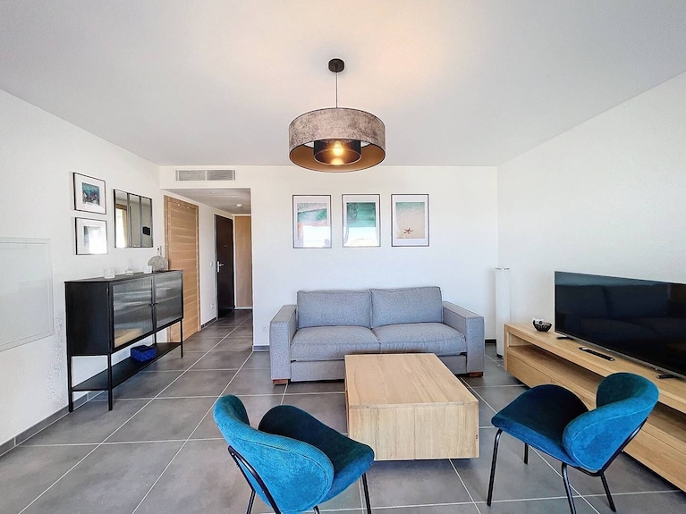 Apartment With Sea And Citadel Views - Calvi