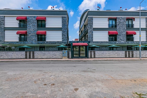 Oniks Comfort Suites - Antalya