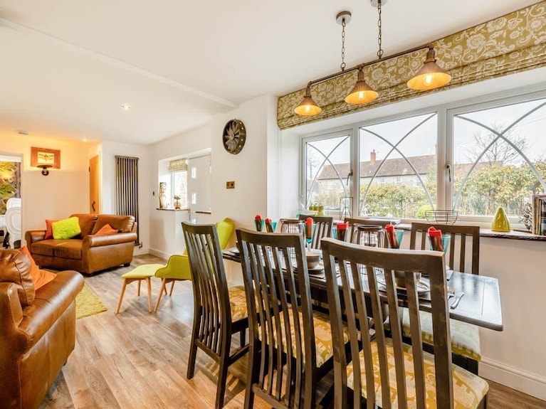 Somerset, Detached Cottage, Large Enclosed Garden, Outdoor Dining, Pet Friendly! - 글래스턴베리