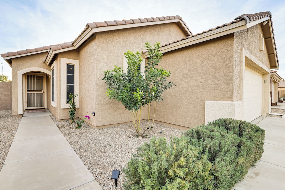 Desert Oasis W/ Outdoor Living In Goodyear! - Sonoran Desert National Monument